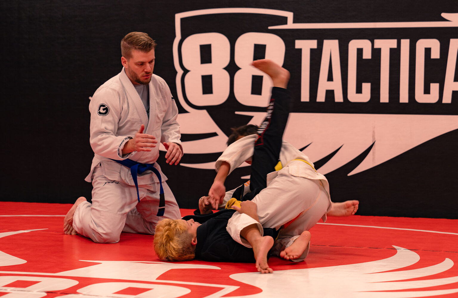 Brazilian Jiu-Jitsu - Youth - 88 Tactical